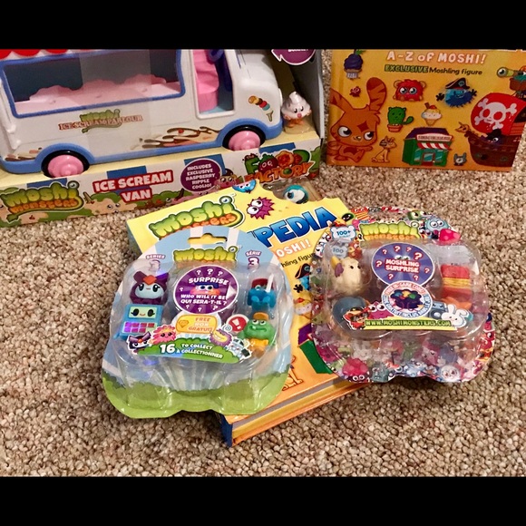mind candy | Other | New Lot Moshi Monsters Ice Cream Truck Figure More ...